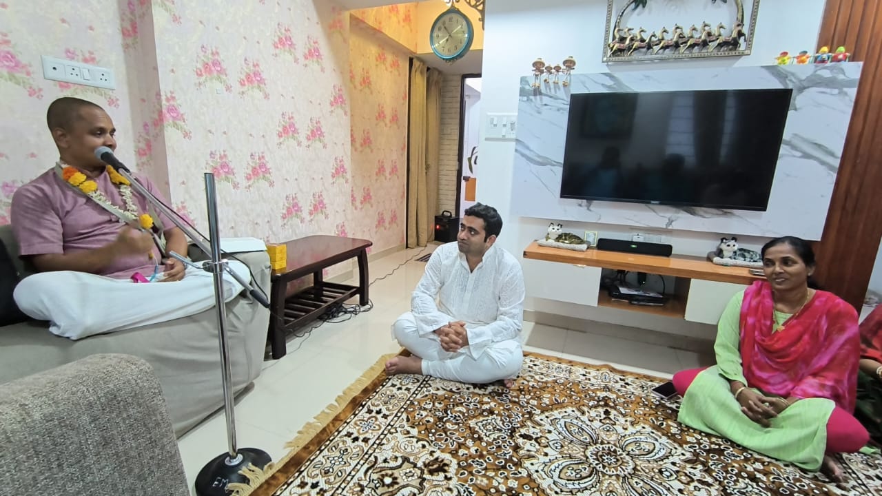 Home Program No.18 at Hadapsar