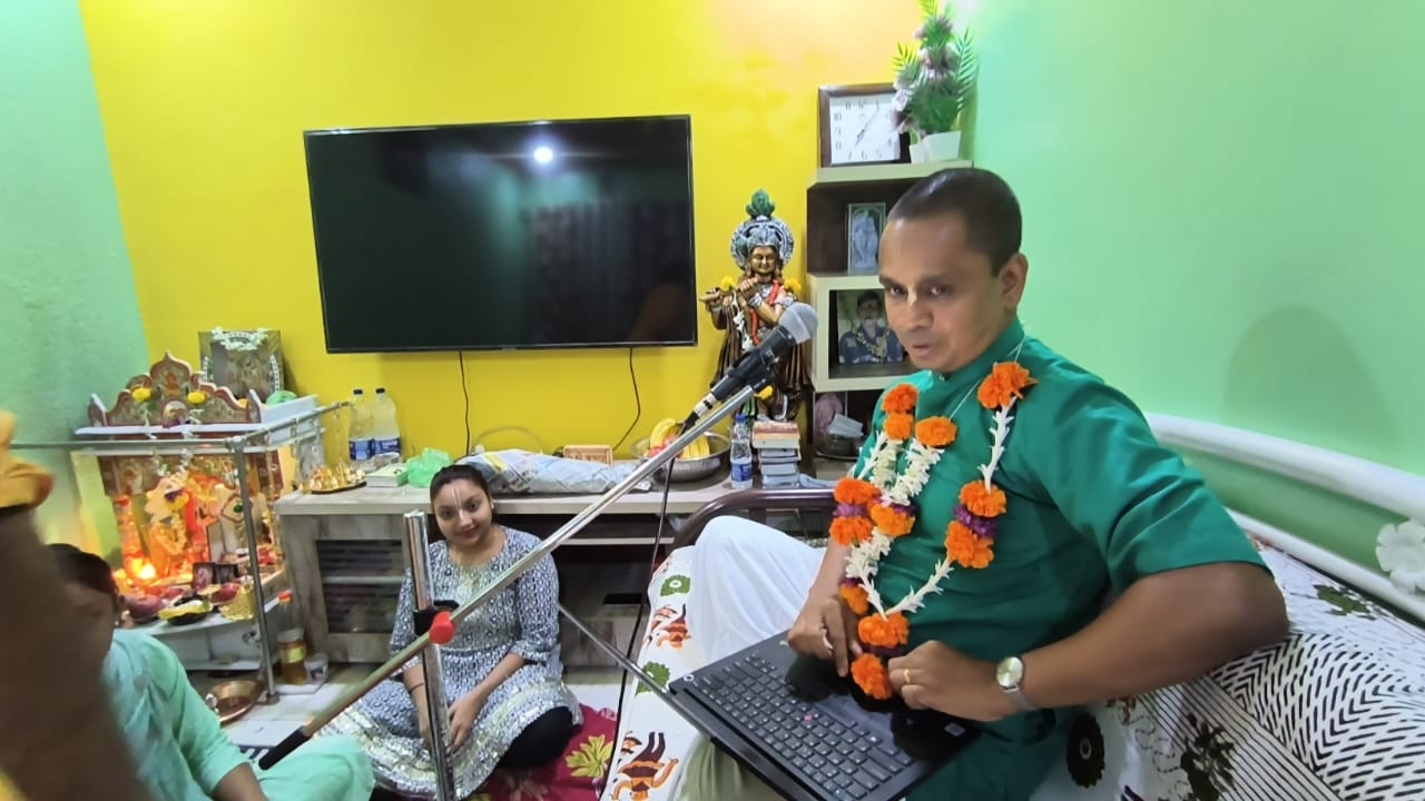 Home Program No.21 at Yerwada